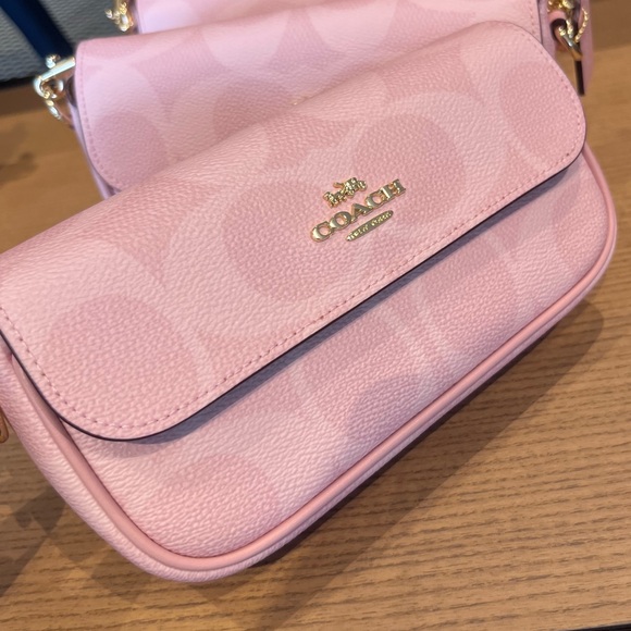 Coach | Bags | Nwt Coach Hailey Flap Bag In Signature Canvas Can7 ...